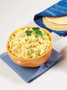 codito con apio y piña