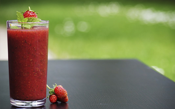 Jugo de frutos rojos y mandarina - Cocina Vital