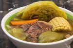 Delicioso caldo de res con col ¡Con solo 6 ingredientes!