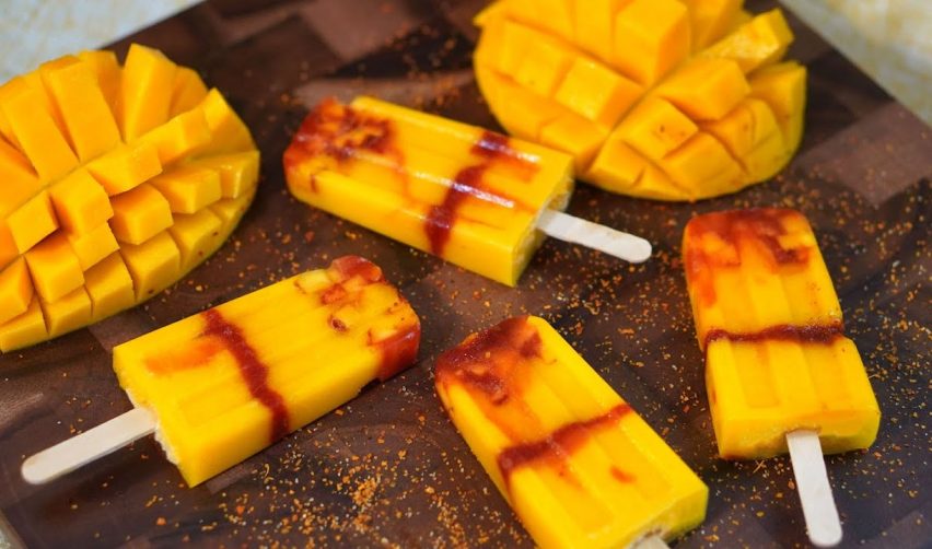 paletas-de-mango-con-chamoy