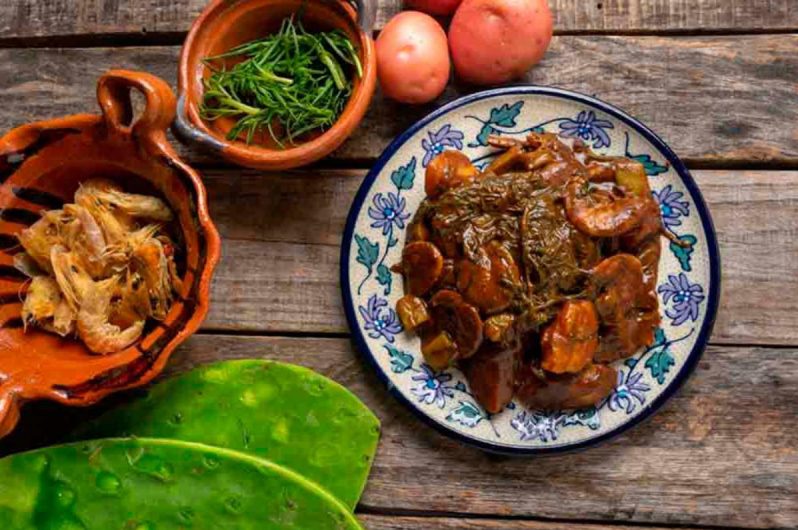 8 tips para preparar la mejor receta de romeritos en Navidad