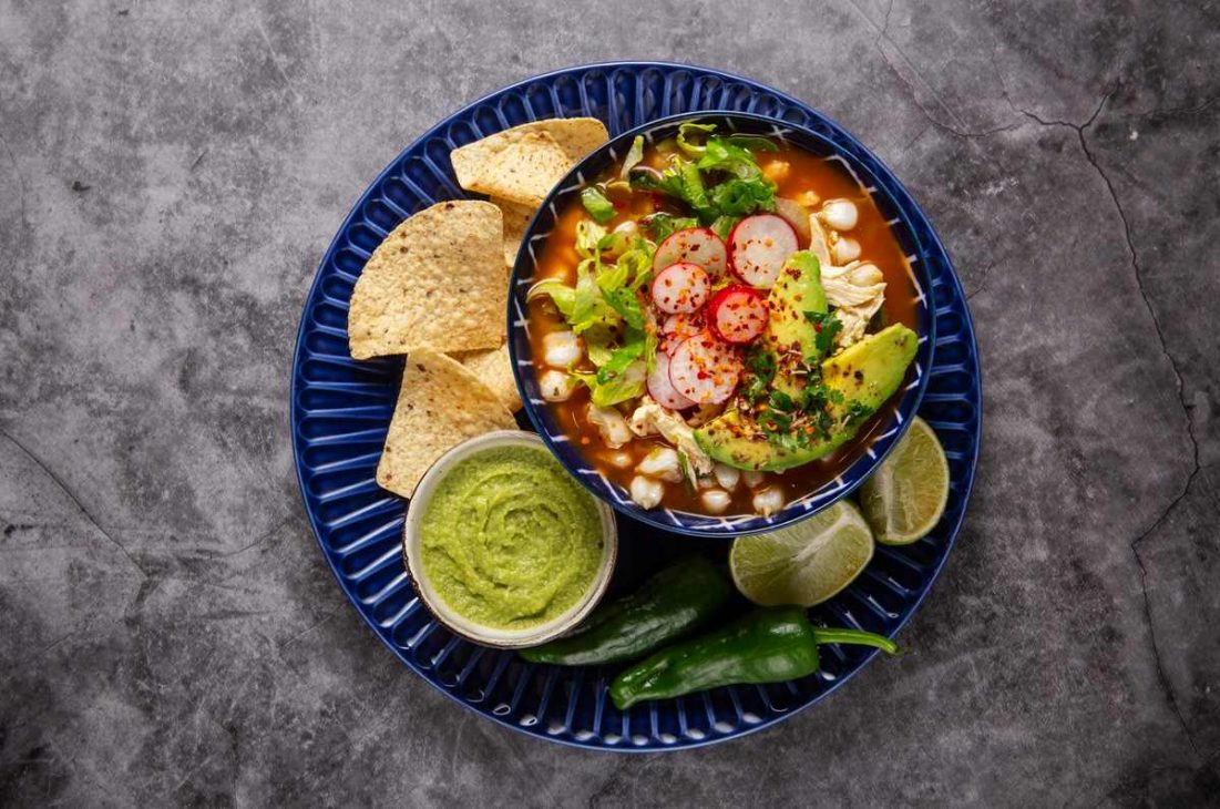 Estos son los ingredientes que se usan para la salsa del pozole rojo
