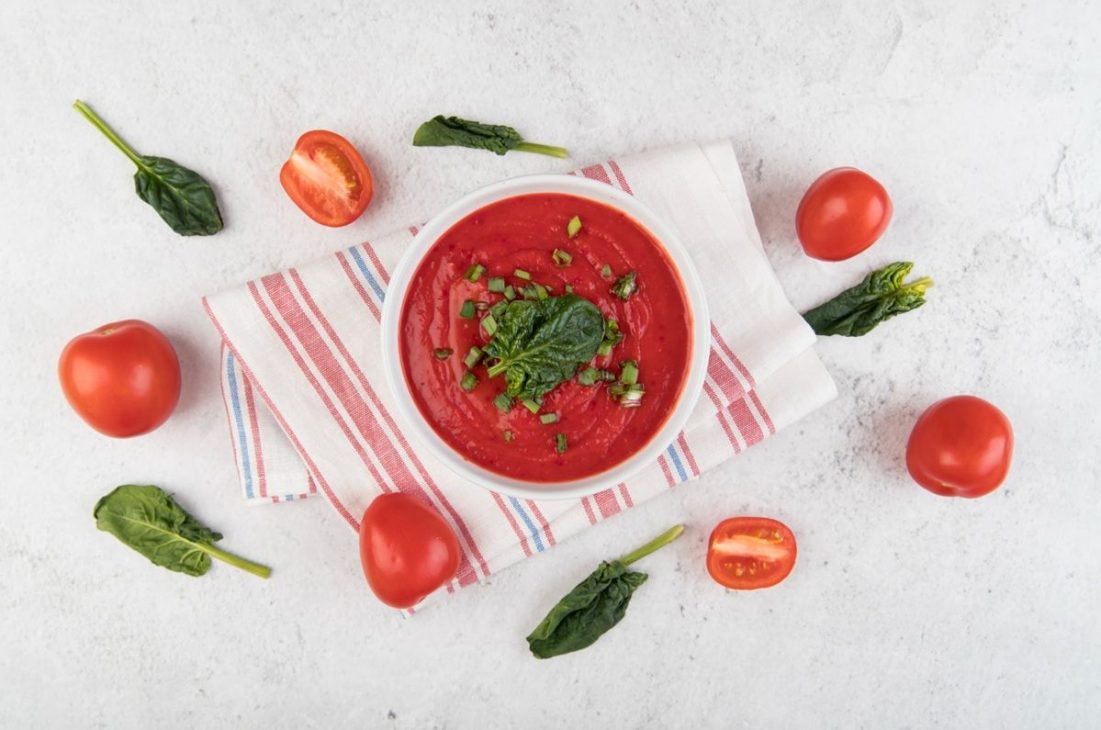 Este puré de tomate destaca por su contenido natural y alta calidad ...